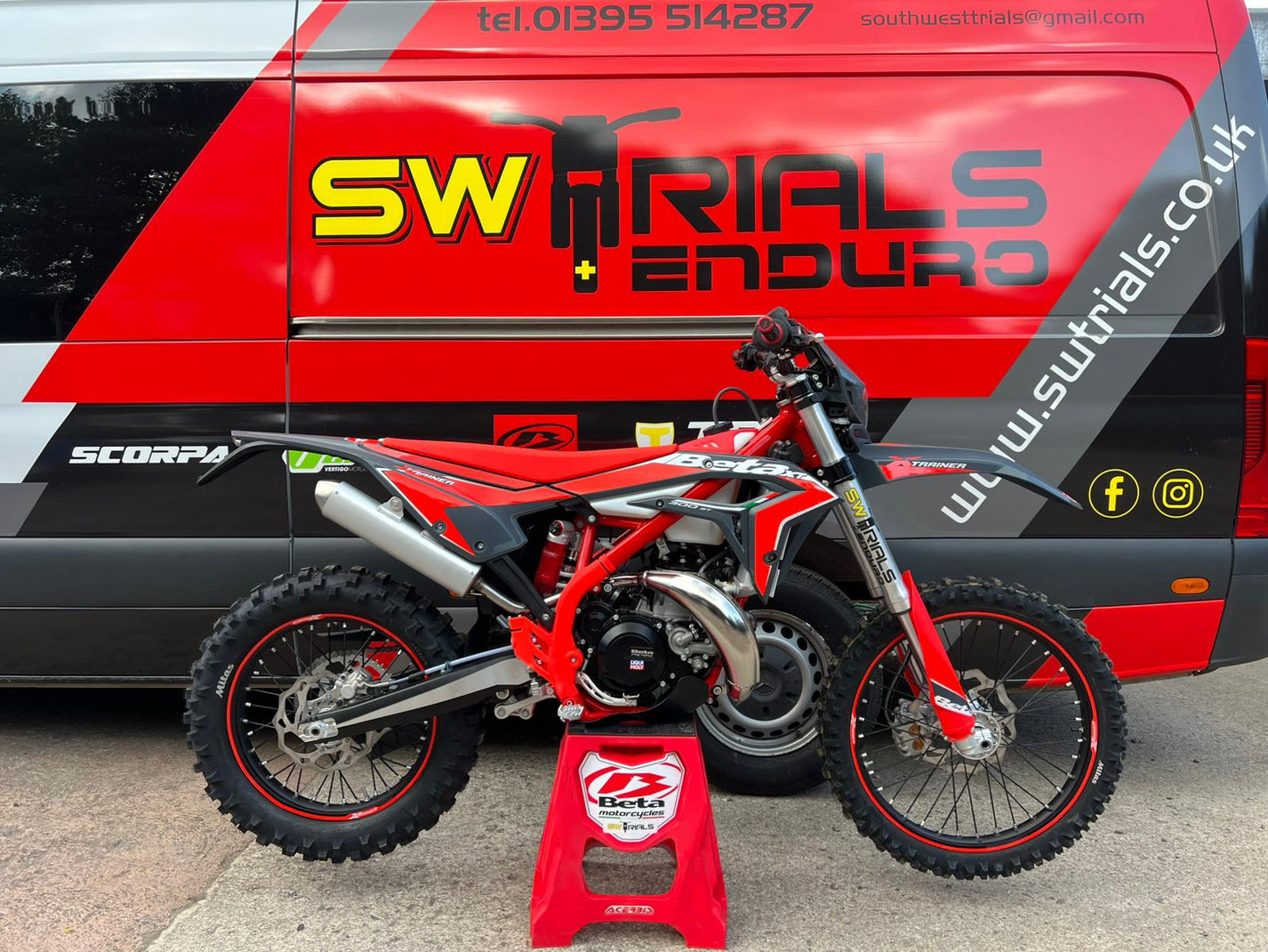 2026 Beta Xtrainer 300cc Enduro Bike – SW Trials & Enduro