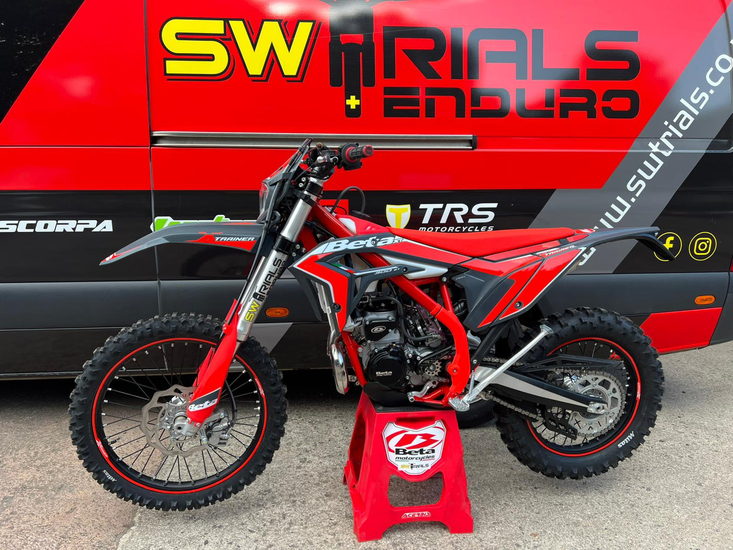 2026 Beta Xtrainer 300cc Enduro Bike – SW Trials & Enduro