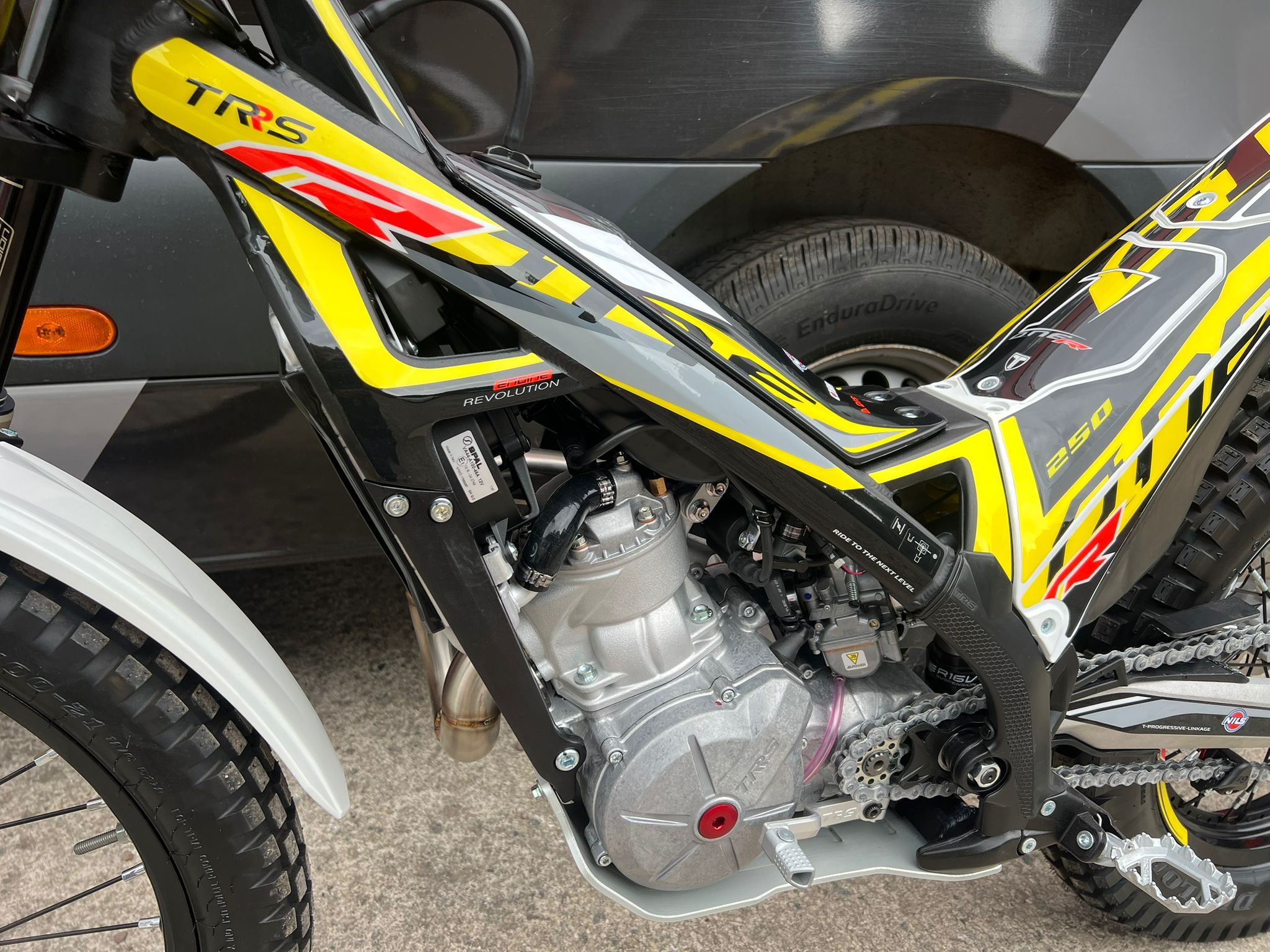 2026 TRS One R 250cc/300cc Trials Bike – SW Trials & Enduro