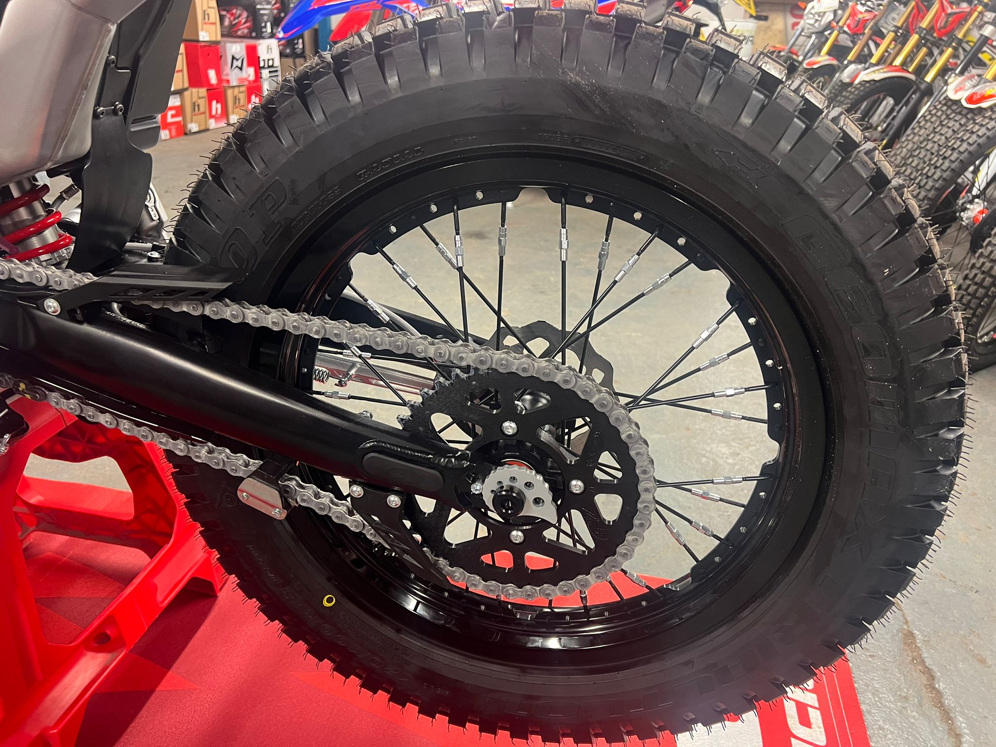 2026 Beta SINCRO 2T 250cc/300cc Trials Bike – SW Trials & Enduro